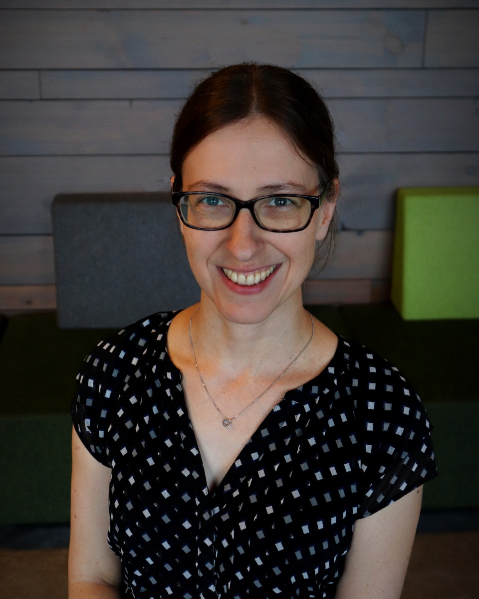 About – Stephanie Lind